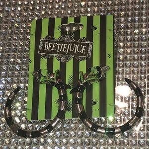 Bioworld | Jewelry | Beetlejuice Sandworm Metal Hoop Earrings Nwts ...